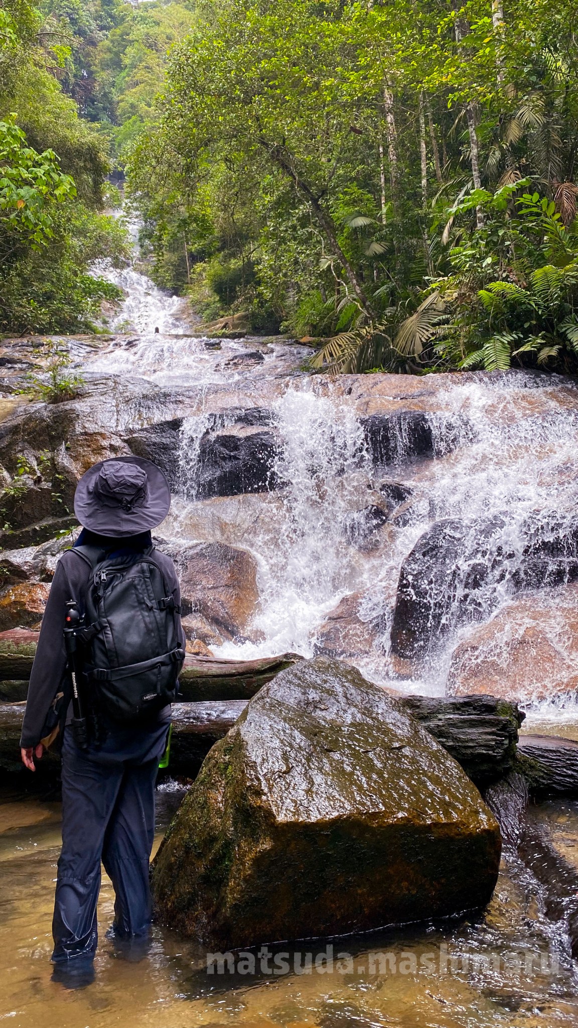 Hiking Kanching Waterfalls – MATSUDA MASHIMARU
